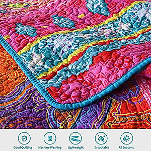 Qucover Boho Quilt Throw, Soft Microfiber Pink Blue Bohemian Bed Spread, Ethnic Style Lightweight Quilt Throw Blanket for Couch Sofa (Small Single)
