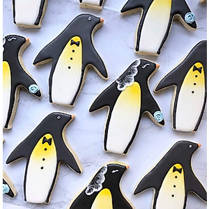 Penguin Cookie Cutter 5"