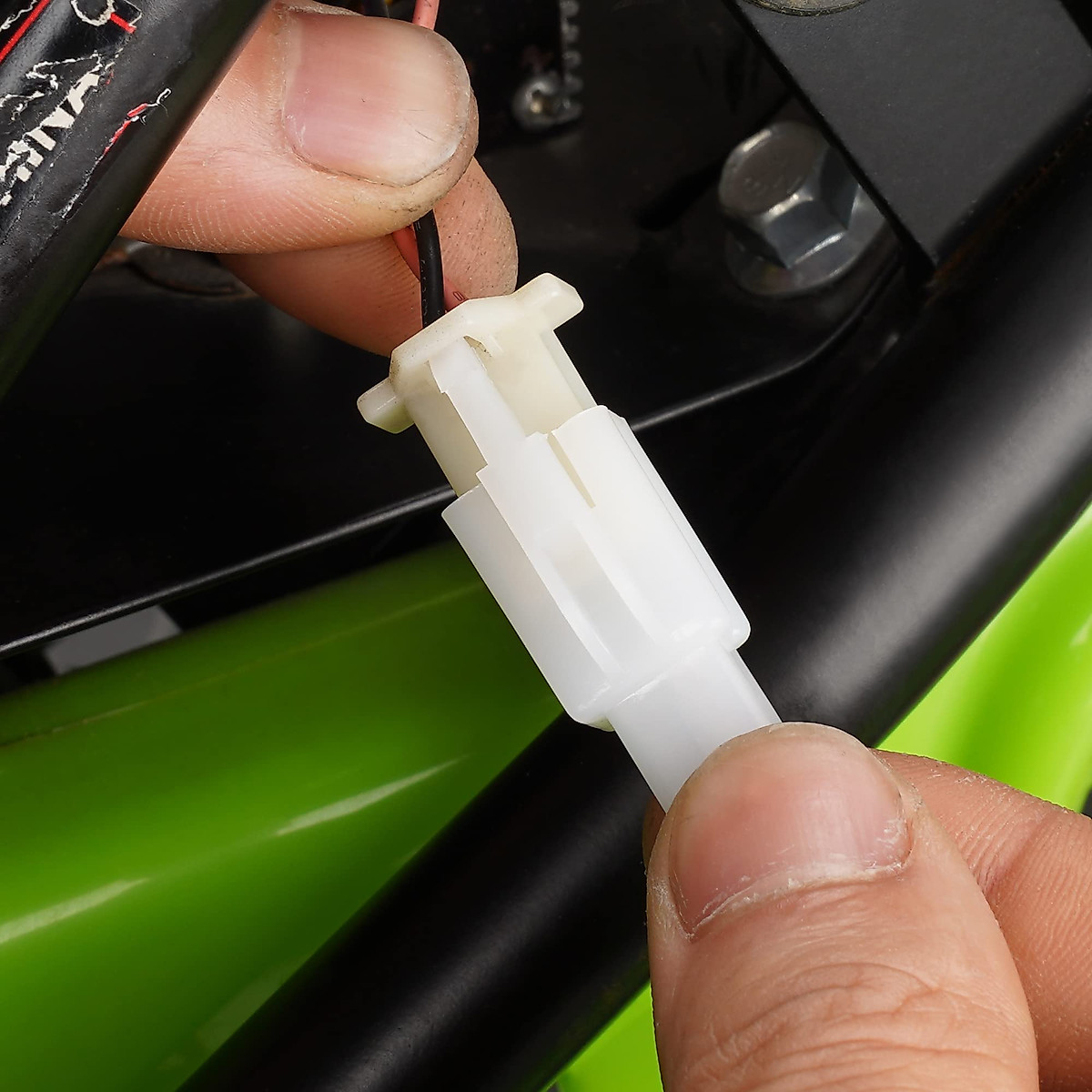 Charger Port - 2 wire (Razor Pocket Mod, Dirt Quad, Dirt Rocket MX350)