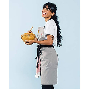 Caldo Daily Cotton Kitchen Apron for Cooking- Mens and Womens Professional Chef or Server Bib Apron - Adjustable Straps with Pockets and Towel Loop (Grey)