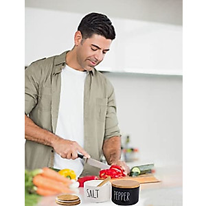 VICUKIE Farmhouse Salt And Pepper Bowls,Stacked Ceramic Salt Cellar With Bamboo Lid, Salt Container With Lid And Spoon, Modern Farmhouse Kitchen Decor, Salt Box, Spice Box(BLACK AND WHITE)