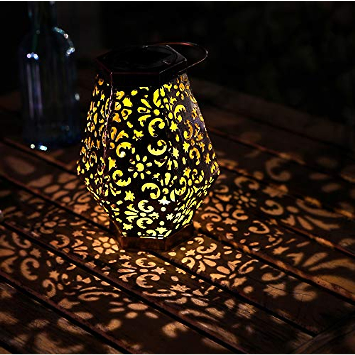WSgift 2 Pack Hanging Solar Lantern Metal LED Table Lamp Outdoor Solar Hollow-Out Lights with Handle, 6 lumens, 5.5 x 5.5 x 7.5 Inch, Antique Bronze
