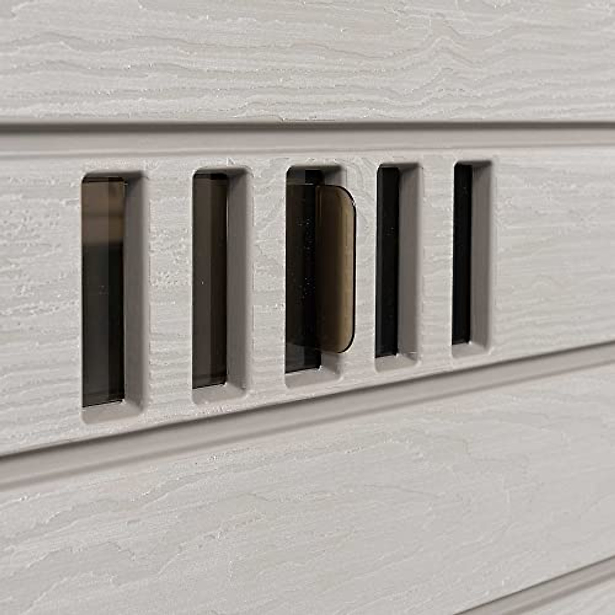 Lifetime Deluxe Dog House, Weather Protected with Adjustable Vents, Ideal Shelter for Medium to Large Dogs