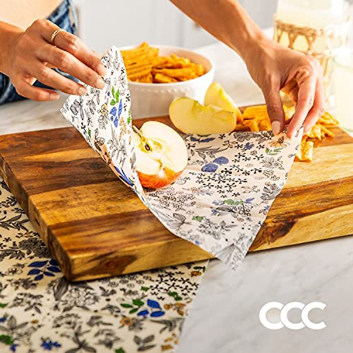 Reusable Silicone Food Storage Bags Bundle, 15 Pack | Includes 35oz Medium Food Preservation Bags set of (4), Beeswax Wrap Set of (3), Silicone Stretch Lids Set of (6), Bag Holder & Cotton Storage Bag as Packaging