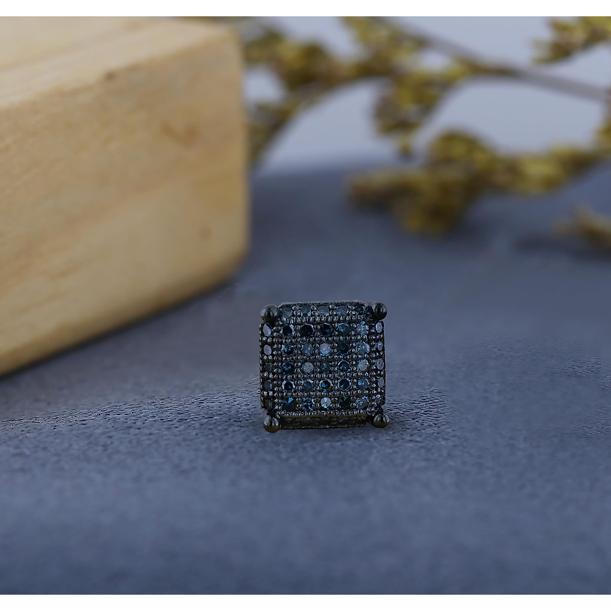 Dazzlingrock Collection 0.25 Carat Round Blue Diamond Cube Unisex Screwback Stud Earring (1 Pc Only) in Blue Plated 18K White Gold