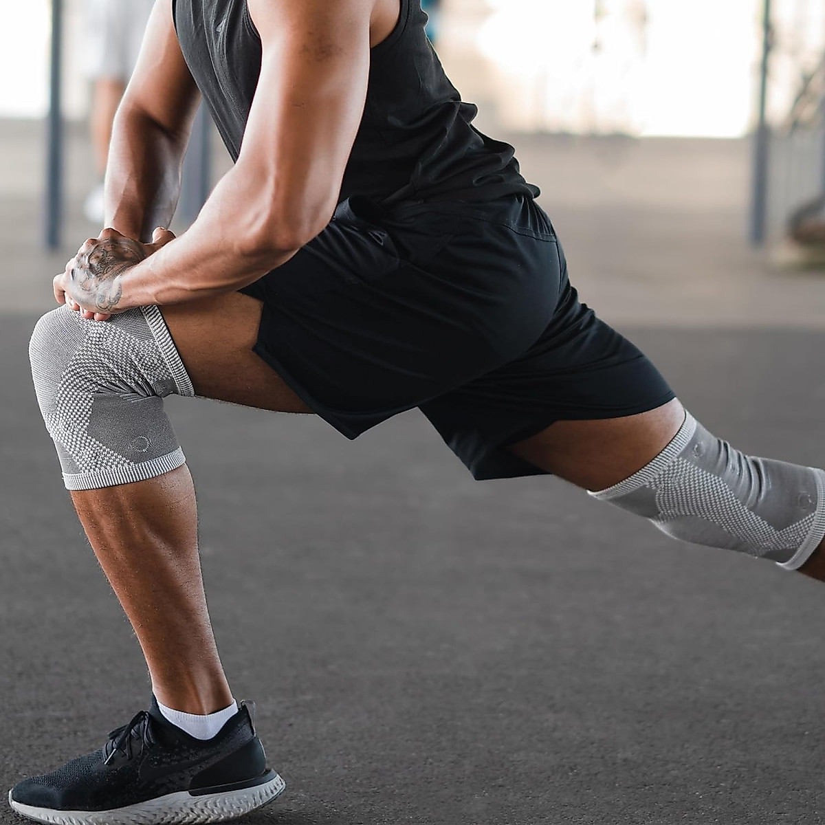 MagnetRX® Magnetic Knee Compression Sleeve - (2-Pack) Knee Support with Magnets for Knee Support & Recovery - Magnet Knee Brace Support (Medium)