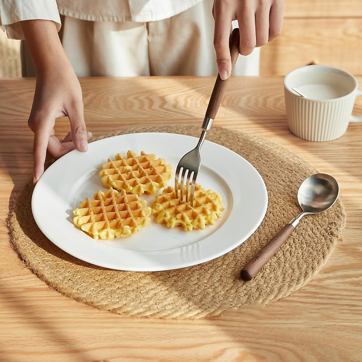 BLEWAR 304 Stainless Steel Wooden Handle Dinner Forks, Set of 4-8.07-Inch Forks for Dinner, Dessert, Salad, and Fruit - Comfortable Grip and Elegant Design