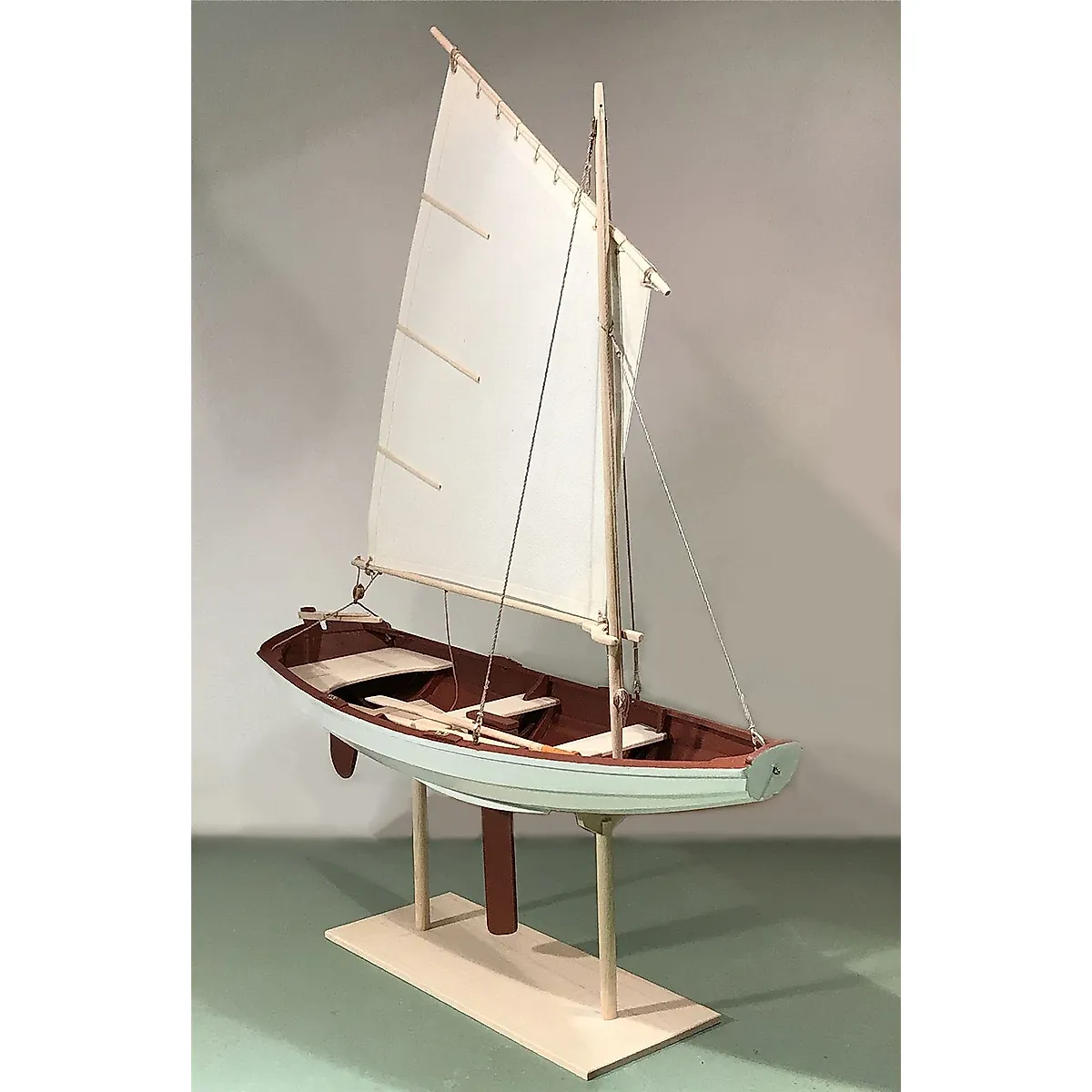 Model Shipways Norwegian Sailing Pram 1 12 Scale