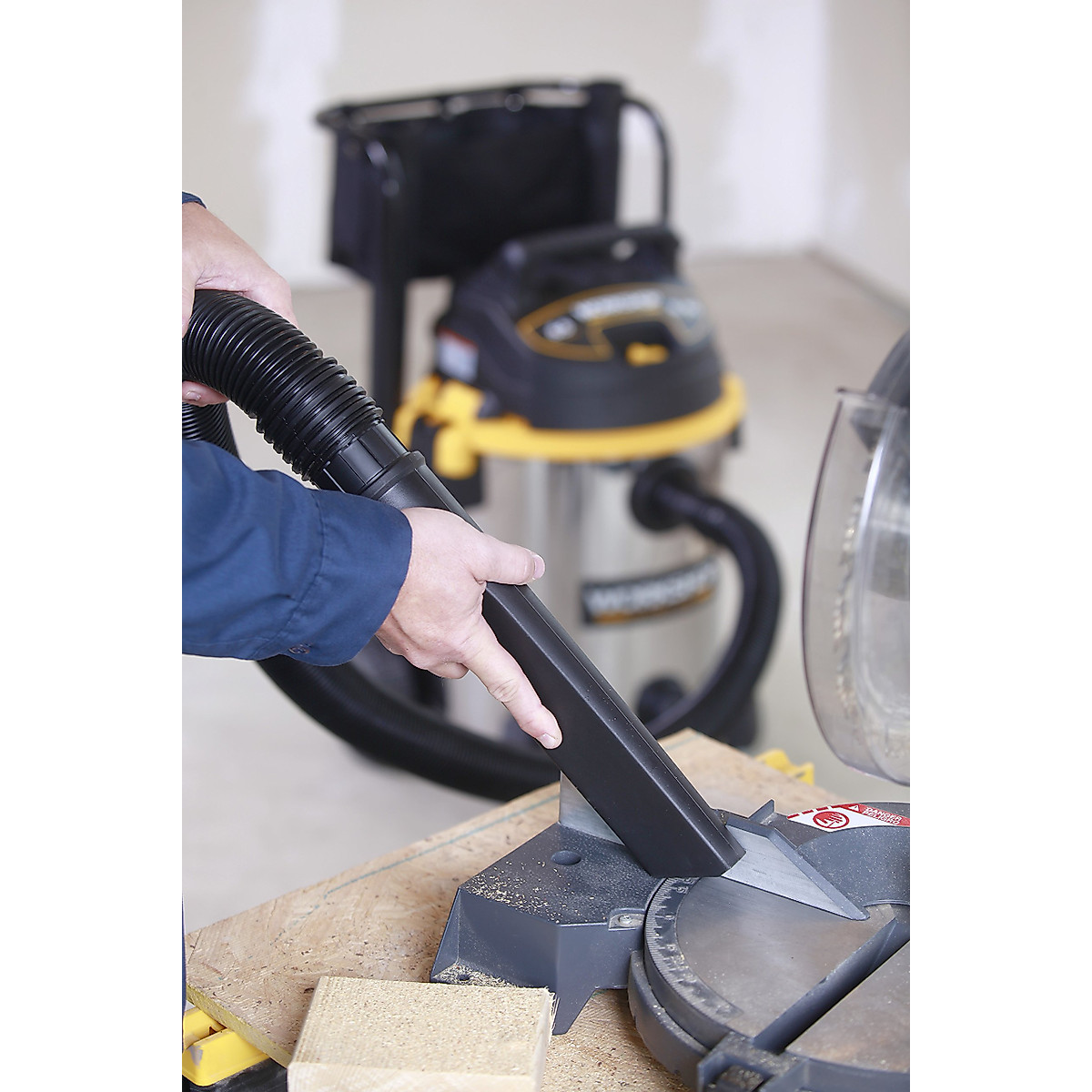 WORKSHOP Wet/Dry Vacs WS1600SS Stainless Steel 6.5-Peak Wet Dry Vacuum Cleaner, 16 Gallon w/ attachment and hose