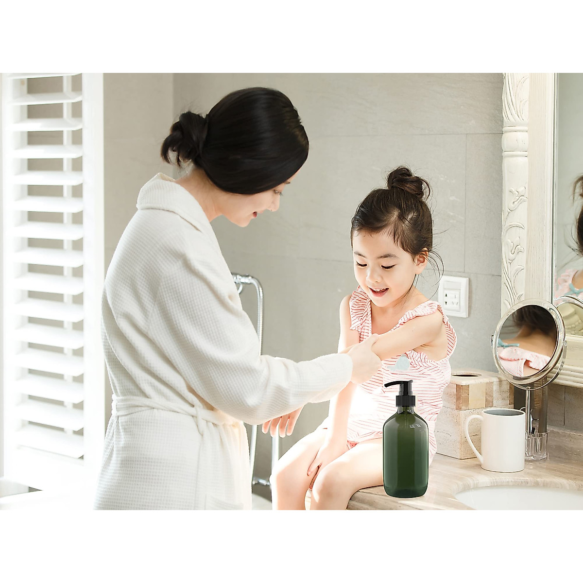 2 PCS 10 OZ Pump Bottle Plastic Pump Lotion Dispenser Empty Bottles for Shampoo Lotion Body Wash, Multicolor