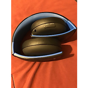 Gold Wireless Stereo Headset - PlayStation 4