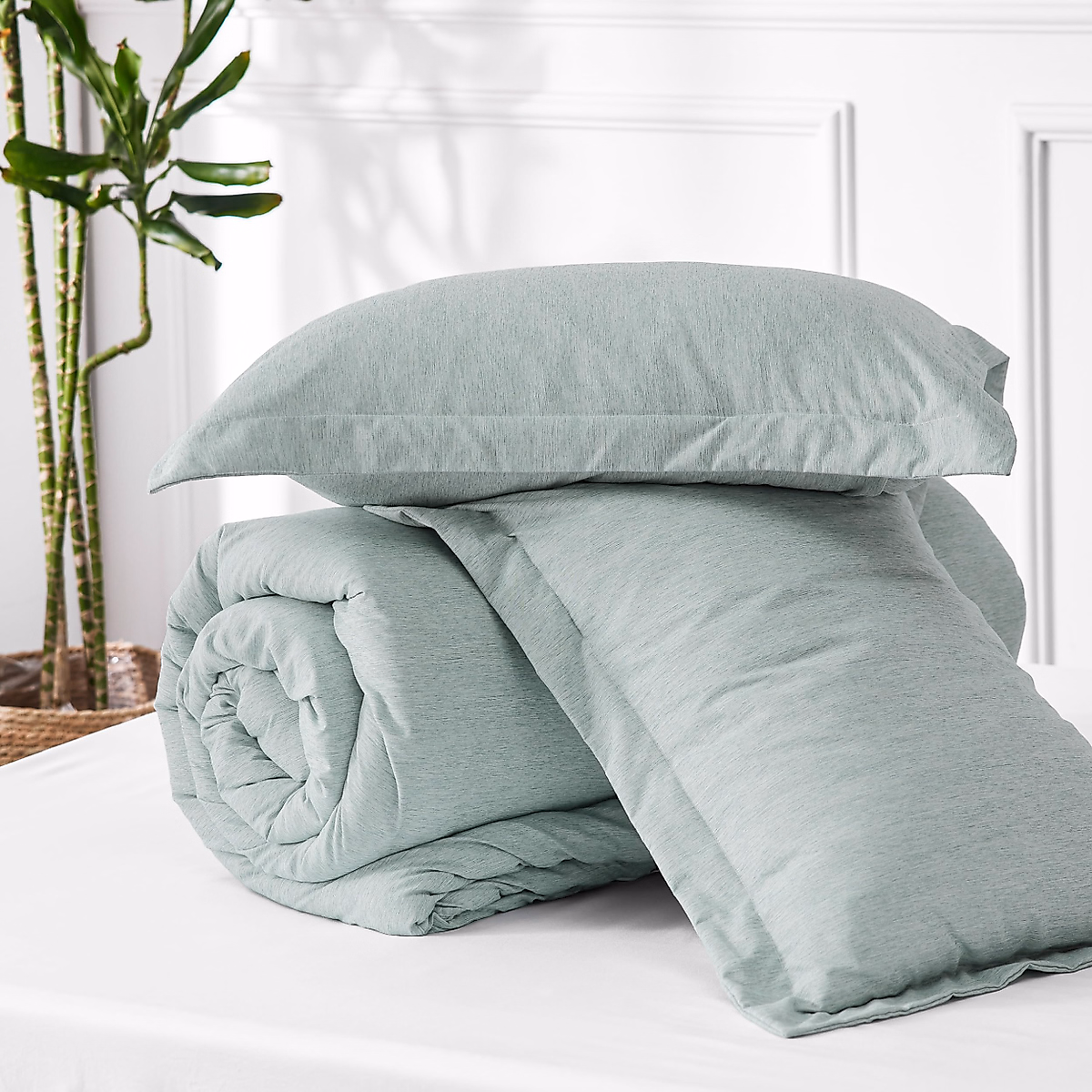 Bedsure Full Comforter Set - Sage Green Full Size Comforter, Soft Bedding for All Seasons, Cationic Dyed Bedding Set, 3 Pieces, 1 Comforter (82"x86") and 2 Pillow Shams (20"x26"+2")