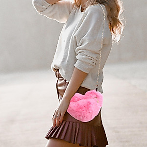 Heart Shaped Purse for Women Heart Shaped Purse Soft Fluffy Faux Fur Crossbody Bag Handbag Shoulder Bag with Chain for Women Girls Valentines Day Heart Shaped Handbag Pink Heart Shaped Purse Fluffy