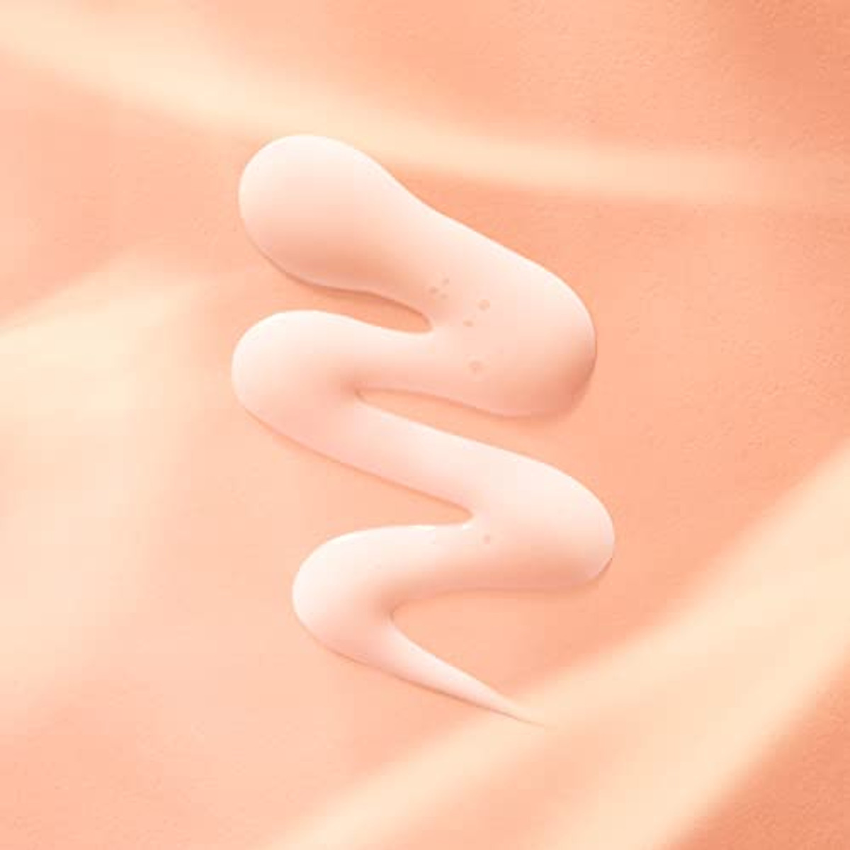 JLO BEAUTY That JLo Glow Serum | Dewy Skin Care Helps to Visibly Tighten, Lift, Hydrate, Plump and Brighten, Made with Niacinamide and Squalane