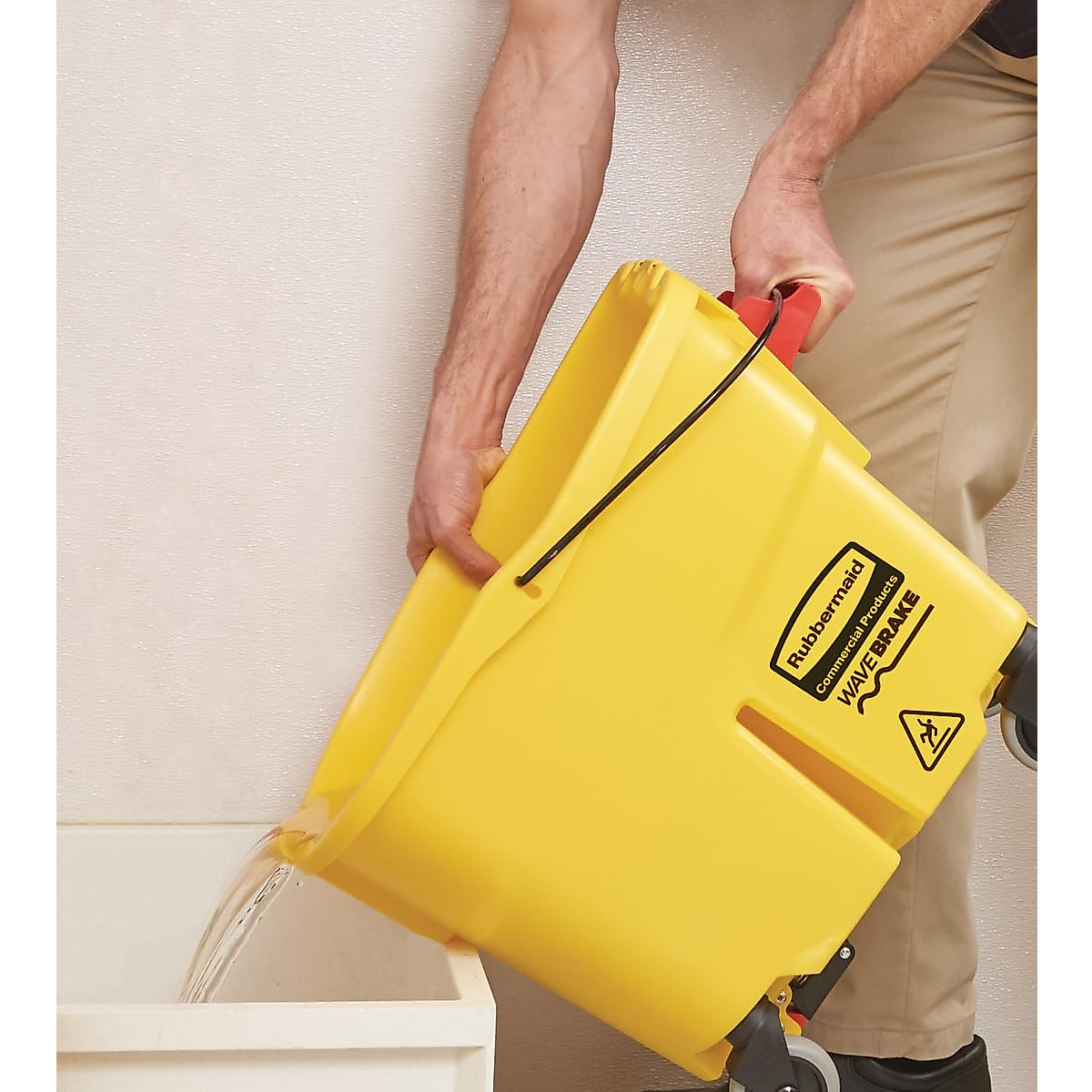 Rubbermaid Commercial Products, WaveBrake - Commercial Industrial Mop Bucket with Side-Press Wringer Combo on Wheels, 35 Quart, Yellow