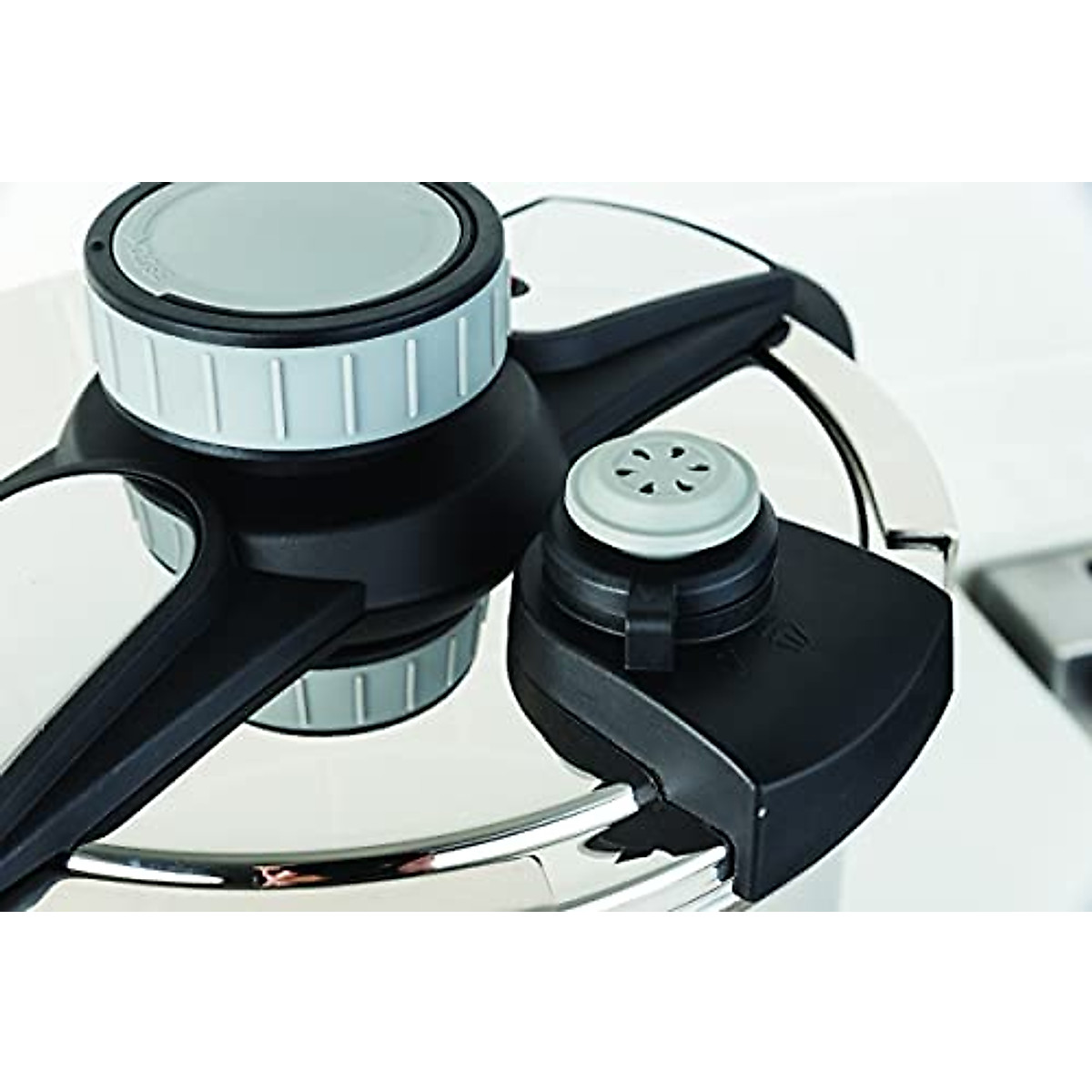 Viking Culinary 3-Ply Stainless Steel Pressure Cooker with Easy Clamp-Style Lock Lid, 8 Quart, Handwash Only, Works on All Cooktops including Induction