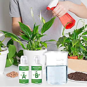 Indoor Hrdroponics Plant Nutrient Fertilizer, 400ML Plant Food A and B Hydroponics Growing System Accessories, Water Soluble All-Purpose Concentrated Fertilizer for Lettuce, Mint