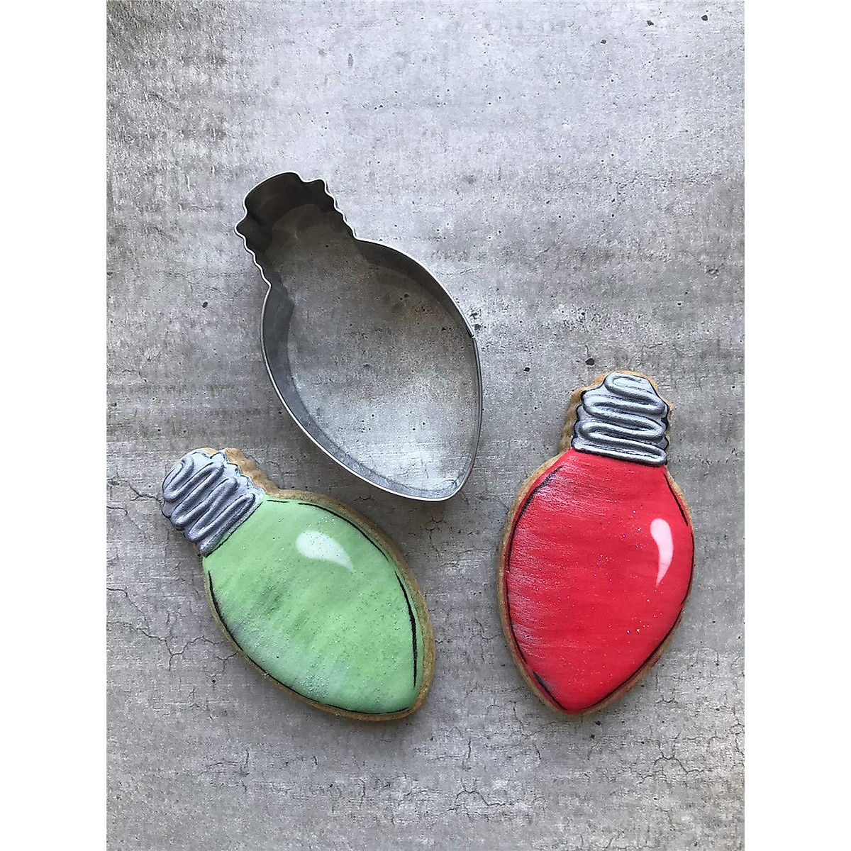 LILIAO Christmas Light Bulb Cookie Cutter - 2 x 3.4 inches - Stainless Steel