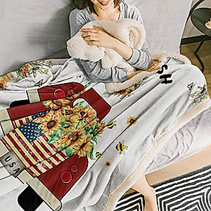 Warm Soft Fleece Throw Blanket, Red Truck Load Blooming Sunflower Farm - Cozy Plush Lightweight Blanket | Winter Couch Bed Sofa Decorative Microfiber Fleece Throws, 39" x 49"