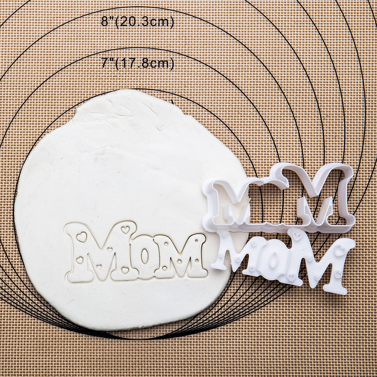 Flycalf Cookie Cutter Mom Mother Heart Gifts Baking Dough Tools with Plunger Stamps Handle Detailed Cake Decor Plastic Cutter Molds Party 3.5" Kitchen Supplies