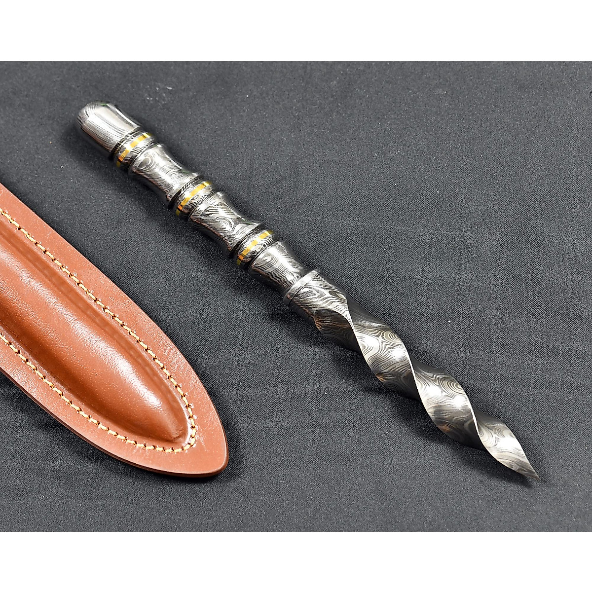 SHOKUNIN USA TriEdge Tactical Dagger - High Carbon Steel Damascus Tri Edge 4.7-inch Blade with Integral Handle - Ideal for Outdoor, Tactical, Survival, and EDC & Sheath