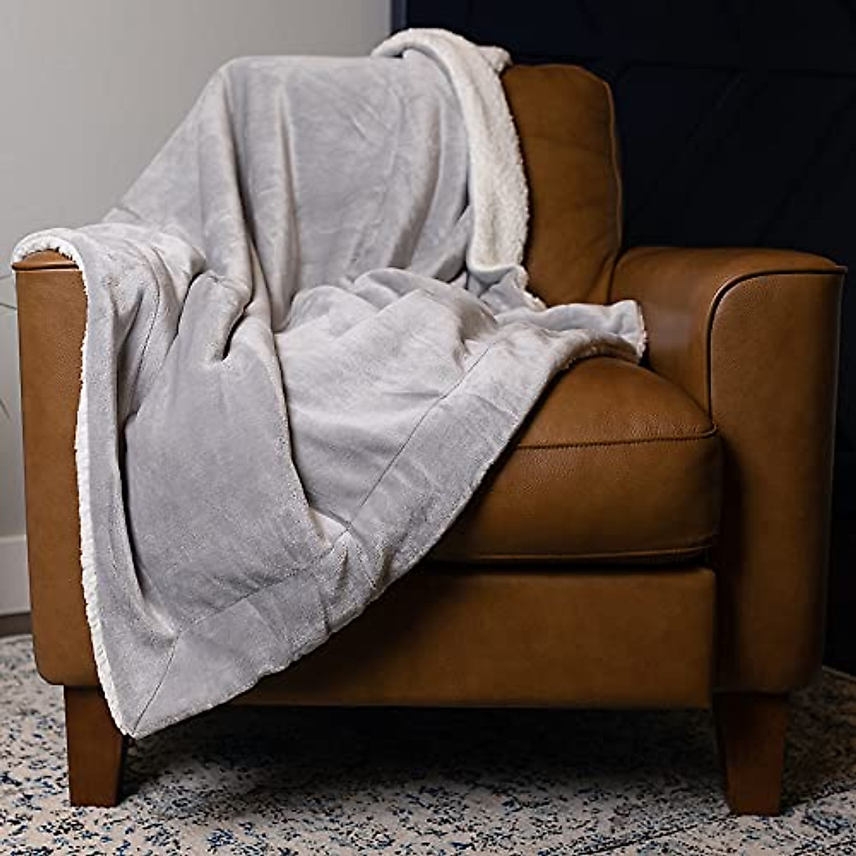 GRACED SOFT LUXURIES Throw Blanket Sherpa Fleece Minky Microfiber Reversible Soft Throw (Gray, Throw 50" x 60")