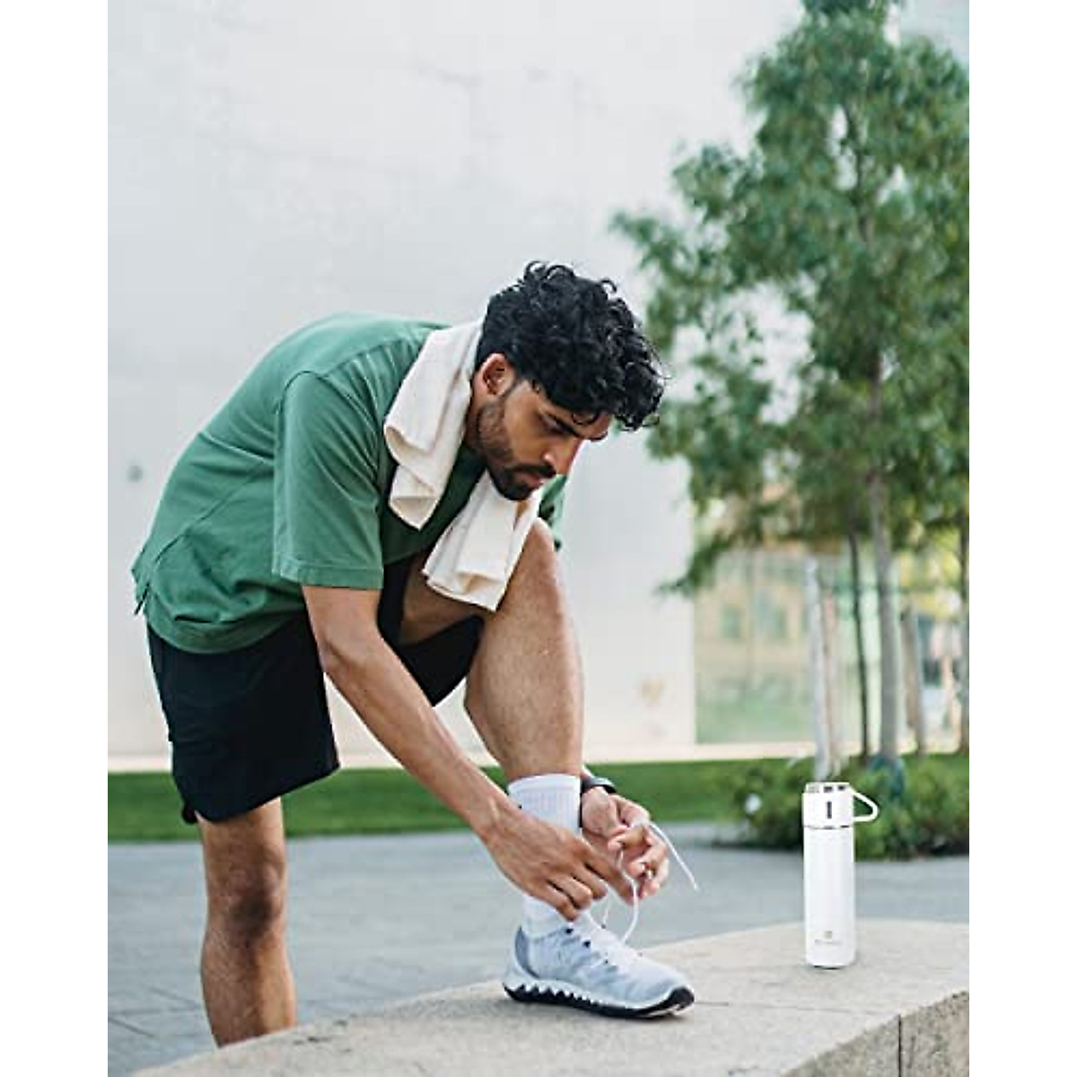 XTYHTX Thermos Bottle Coffee Cup,Vacuum-Insulated Beverage Bottle with Handle,Stainless Steel Thermo Leak-Proof for Coffee, Tea, Water, Hot or Cold, 17oz (White)