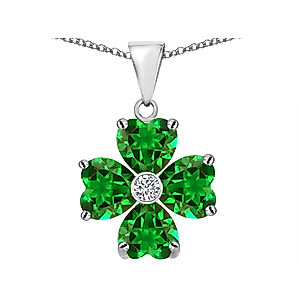 Star K 6mm Heart Shape Simulated Emerald Lucky Clover Pendant Necklace Sterling Silver