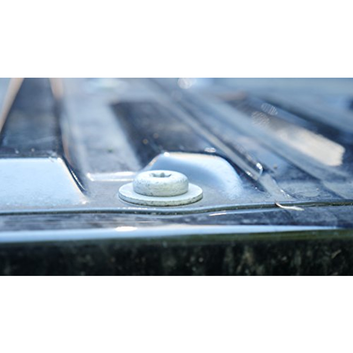 STA-BIL Rust Stopper - Protects All Common Metals, Lubricates And Penetrates, Long Lasting and Water Resistant, Stops Existing Rust and Corrosion From Spreading, 13oz (22003-6PK)