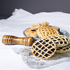 2022 Mini Hand Pie Mold, One-Click Fall Farm Pie Set, 3 Piece Fall Hand Pie Mold, Fruit Pie Apple Pie Halloween Christmas Dough Press Pie Mold