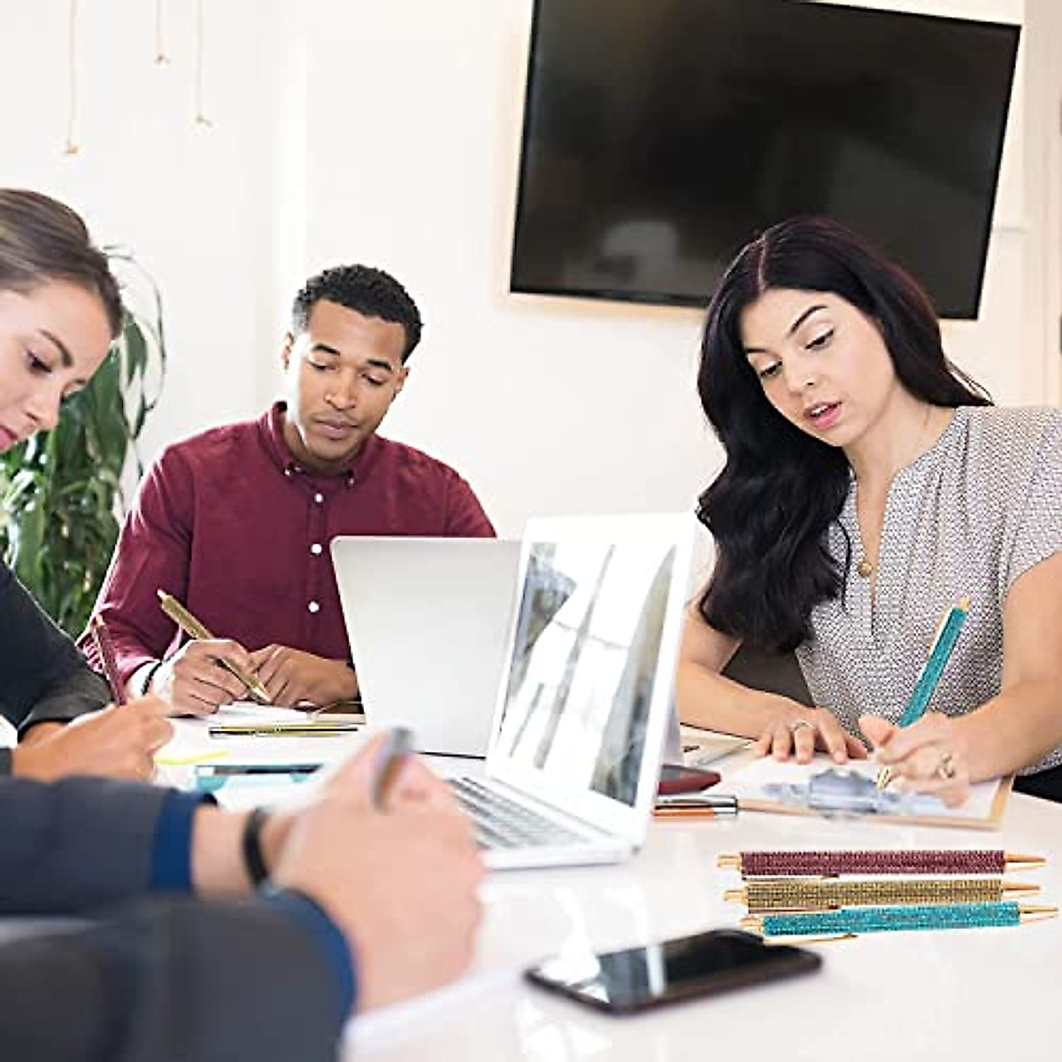 Xccj 7 Pcs Diamond Bling Pens for Women Pretty Cute Pens Rhinestone Colorful Ballpoint Pens Metal Retractable Writing Pens Black Ink 1.0 mm Sparkly Crystal Pens for Women Girls Office