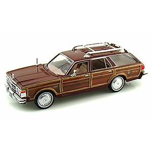 1979 Chrysler Lebaron Town & Country Wagon, Red with Woodie Siding Motormax 73331 - 1/24 Scale Diecast Model Car