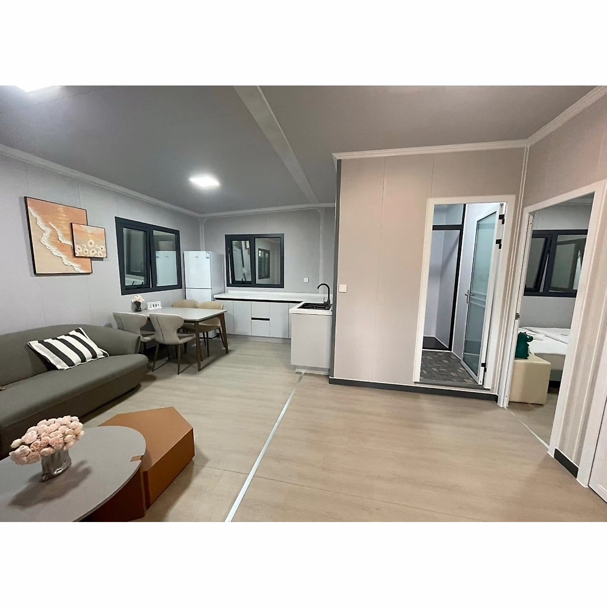 Generic 20Ft Folding Expandable Prefabricated House.Hurricane Proof. Insulated Movable Prefab Home. Prefab Tiny House 2 bedroom/1kitchen/1bathroom, E001-20ft