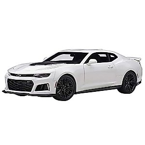 AUTOart 1/18 Model Car of Chevy Camaro ZL1 Summit White 71206