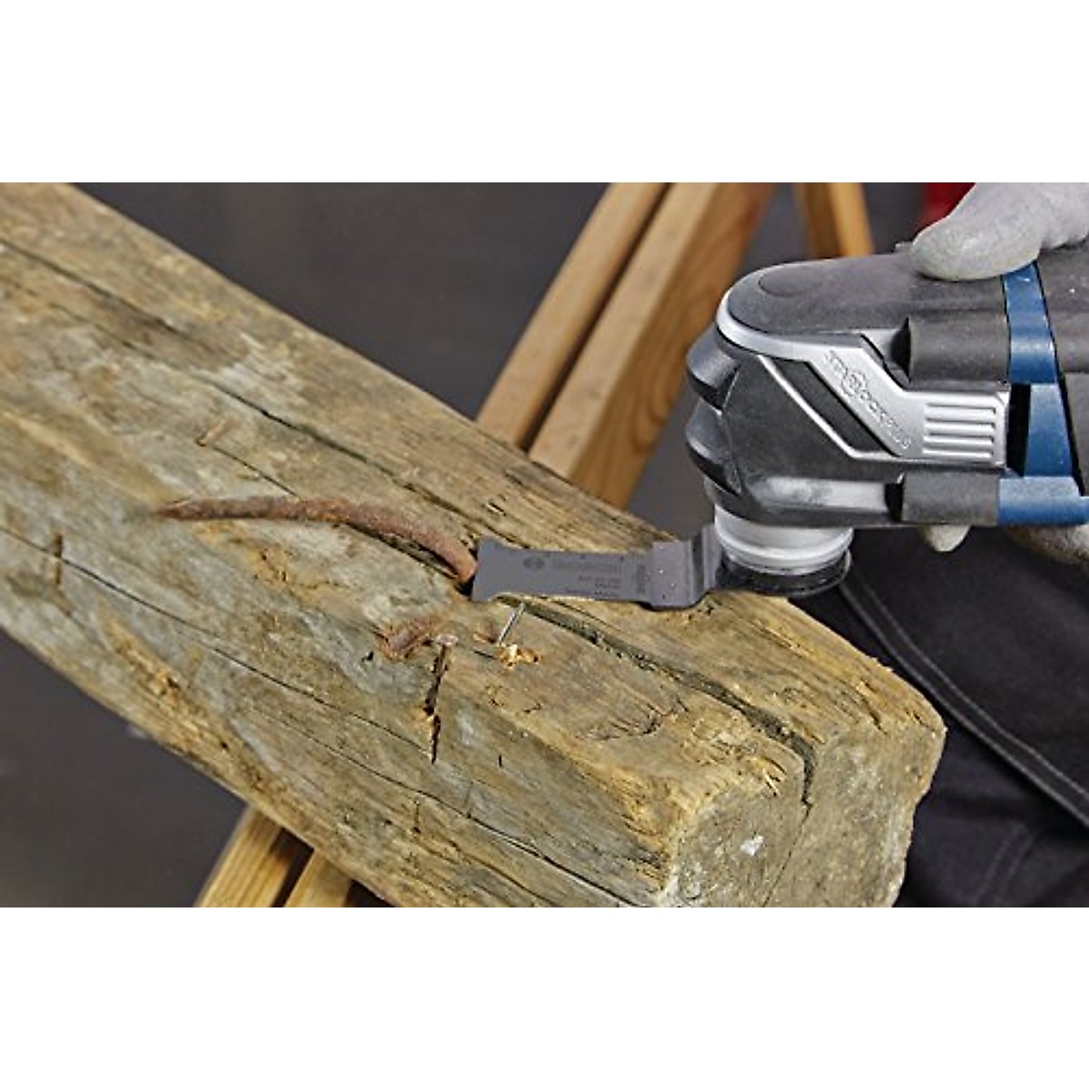 BOSCH OSL005C 5-Piece Starlock Oscillating Multi Tool Assorted Set Blades for Mixed Applications in Metal, Wood and Other General Purpose Materials with Included Case