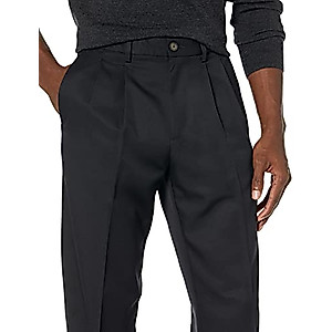 Amazon Essentials Men's Classic-Fit Expandable-Waist Pleated Dress Pant, Black, 42W x 30L
