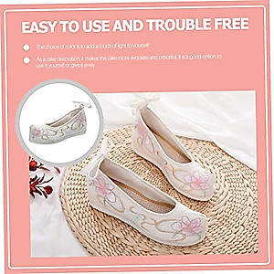 KESYOO 1 Pair Embroidered Shoes Female Silk Shoes Slippers House Slippers Ancient Ballet Shoes Pumps Shoes Vnitage Pumps Sandals Cotton Clothing Shoes White Folk-Custom Bride