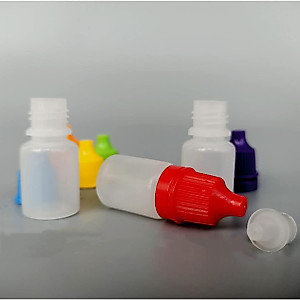 Snadulor 60 Pcs Plastic Dropper Bottles,5ml Empty Squeezable Dropper Bottle with Cap(Red)