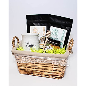 MagicWater Supply Soft & Thin Cut Crinkle Paper Shred Filler (1/2 LB) for Gift Wrapping & Basket Filling - Lime Green