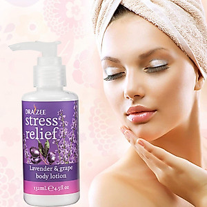 Draizee Spa Basket For Women - Lavender and Grape 5 Piece Spa Gift Set Luxurious Home Relaxation Fragrance Spa Gift Basket for Women - #1 Christmas Gifts For Women, Girlfriend