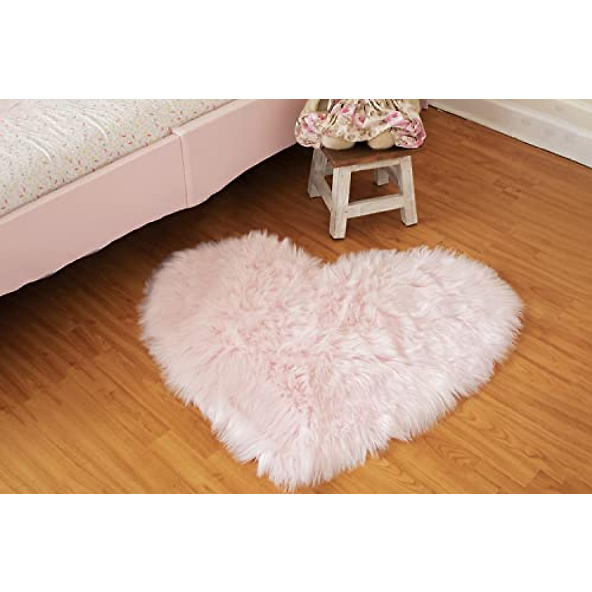 Silky Soft Faux Fur Rug, 2.5 ft. x 3 ft. Pink Heart Fluffy Rug, Sheepskin Area Rug, Shaggy Rug for Living Room, Bedroom, Kid's Room, or Nursery, Home Décor Accent, Machine Washable, Non-Slip Backing