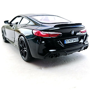 KiNSMART 1:38 BMW M8 Competition Coupe 4 Set