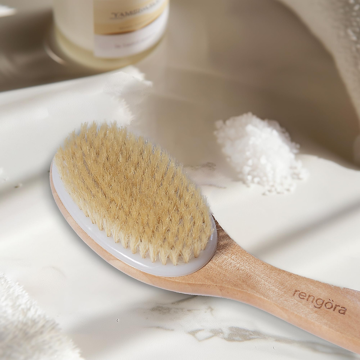 Exfoliating Back Scrubber for Shower, Dual-Use Body Scrubber for Wet/Dry Exfoliation, Dry Brushing Body Brush for Lymphatic Drainage, Natural Boar Bristles, Ergonomic Handle Cellulite Brush by rengöra