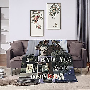 Blanket Flannel Fleece Plush Throw Blanket All Seasons Lightweight Air Conditioner Fuzzy Blanket for Living Room/Bedroom/Sofa/Chair 50"x40"