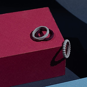 QALO Women's Rubber Silicone Ring, Stackable Bead, Rubber Wedding Ring for Women, Breathable, Durable Engagement Silicone Band, 4mm Wide 2.5mm Thick, Light Grey, Size 8