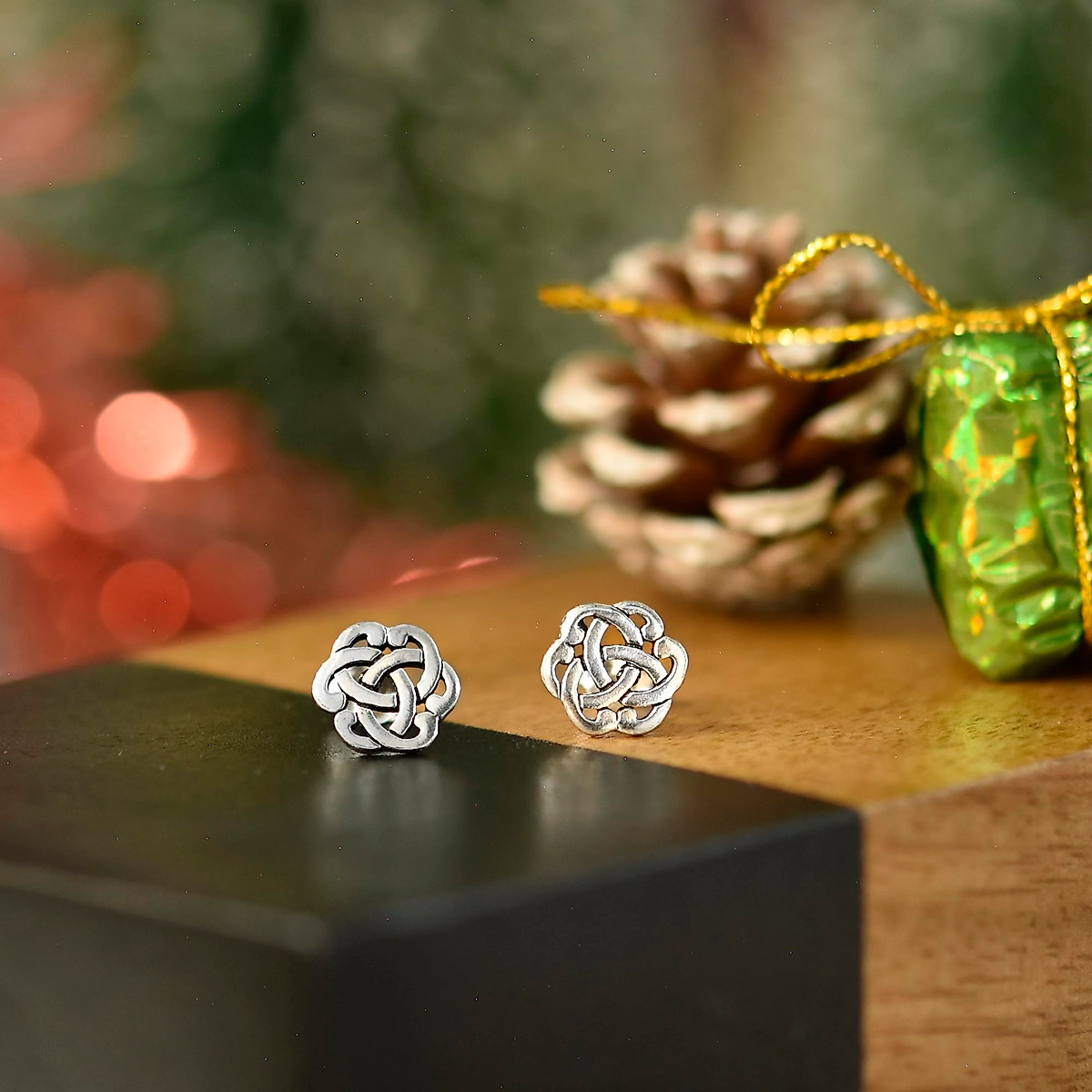 AeraVida Interlocking Celtic Knot Sterling Silver Stud Earrings for Women, 10mm, Small Earring, Tiny Earring