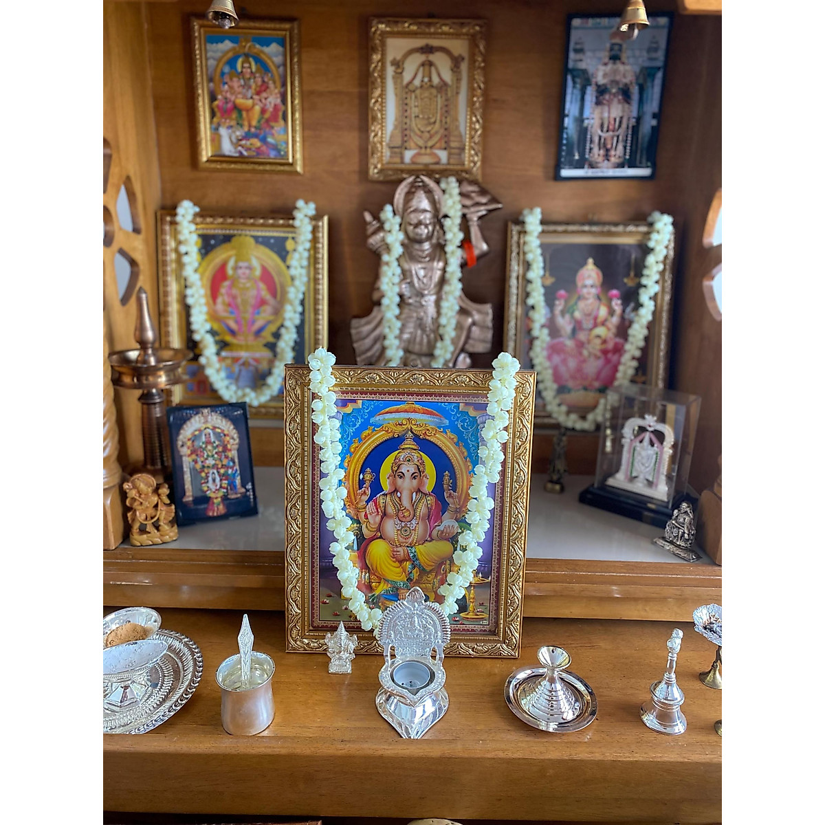 Artificial Jasmine Garland,Jasmine Gajra,Mullapoove mala with Real Jasmine Fragrance, As Used for Hair Accessory for Women and Girls,Length - 90 cm, Cream Color