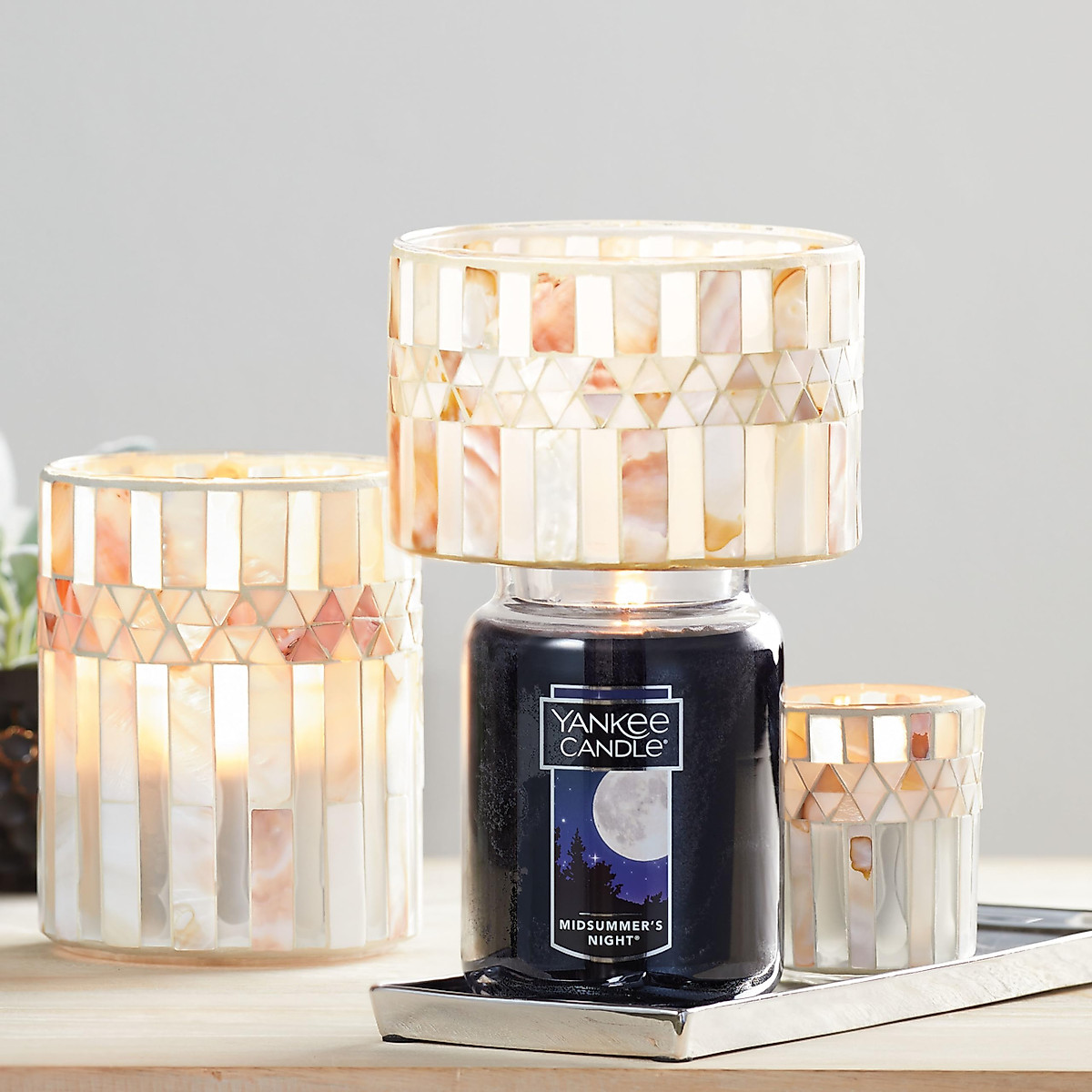 Yankee Candle MidSummer's Night Scented, Classic 22oz Large Jar Single Wick Candle, Over 110 Hours of Burn Time