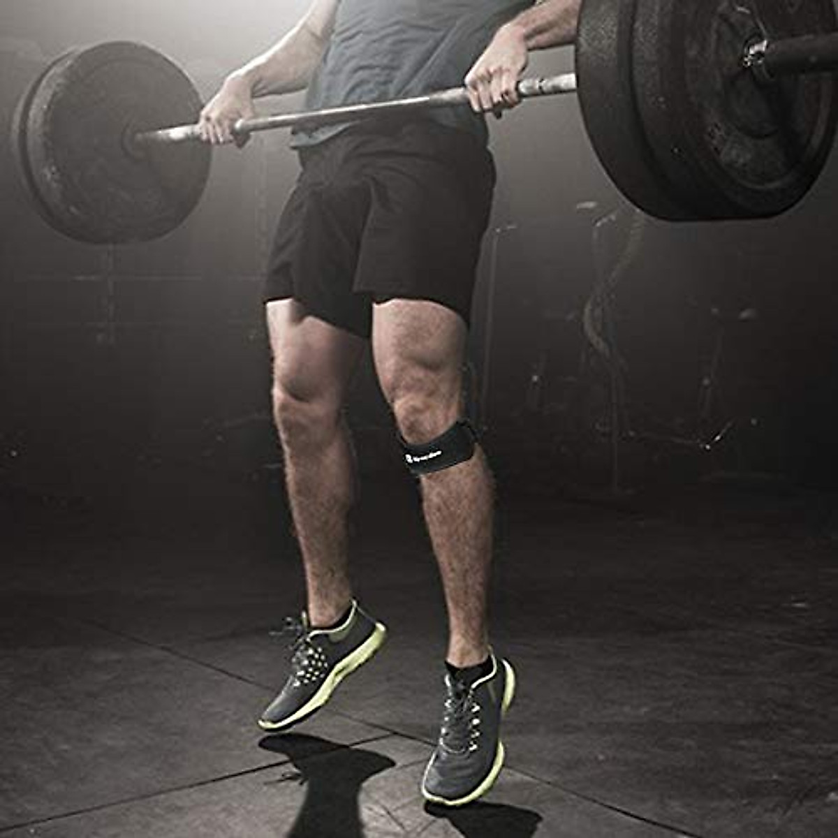 Knee Brace with Side Stabilizers Running Braces Knee Support Knee Braces for Knee Pain Knee Brace for Meniscus Tear Knee Support for Women Men Patella Tendon Strap Knee Wraps Basketball Knee Pad Black