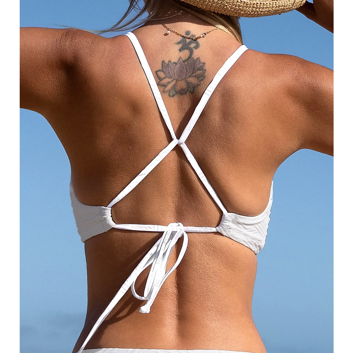CUPSHE Bikini Top for Women Bathing Suit Criss Cross Self Tie Spaghetti Straps V Neck, L White